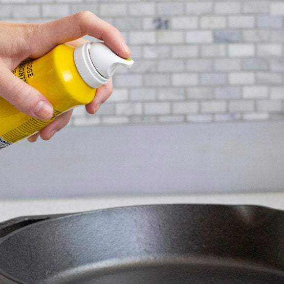 Lodge Seasoning Spray 8 oz – Kitchen Store at Allen & Petersen