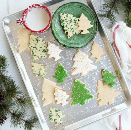 Embossed Tree 1/2 Sheet Pan – Kitchen Store at Allen & Petersen